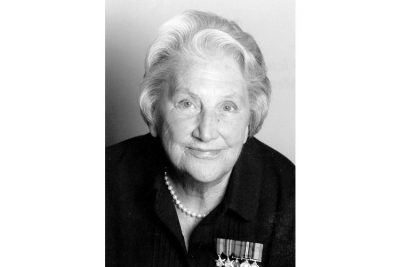 Handover Podcast - (Ep. 18) - Betty Jeffrey: 'The Girls on the Beach'